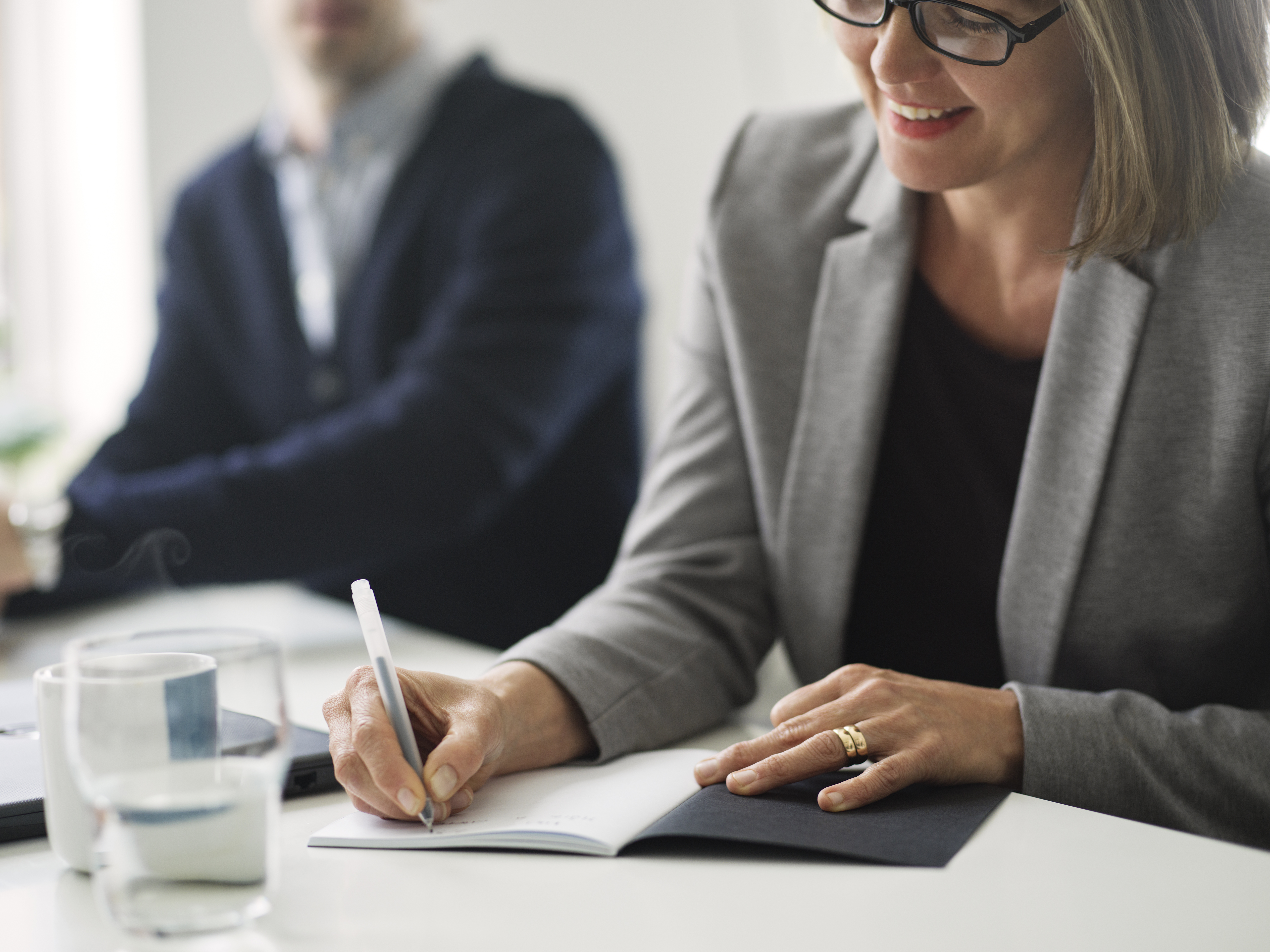 Como é que um caso para cobrança é gerido na Intrum | Intrum